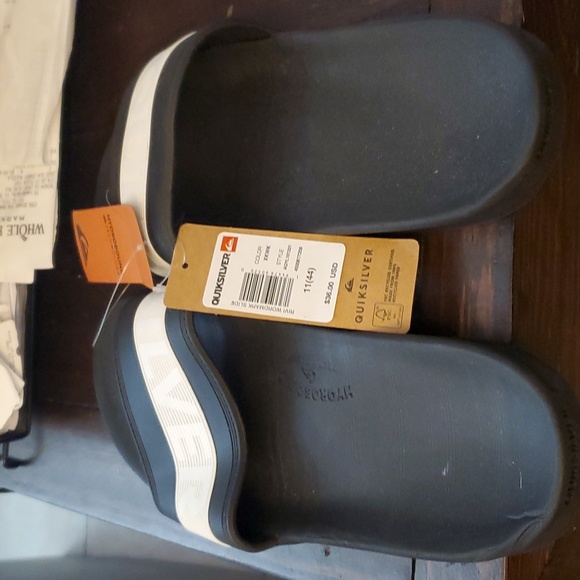 Quiksilver | Shoes | Bnwt Quicksilver Size 1 Slides | Poshmark